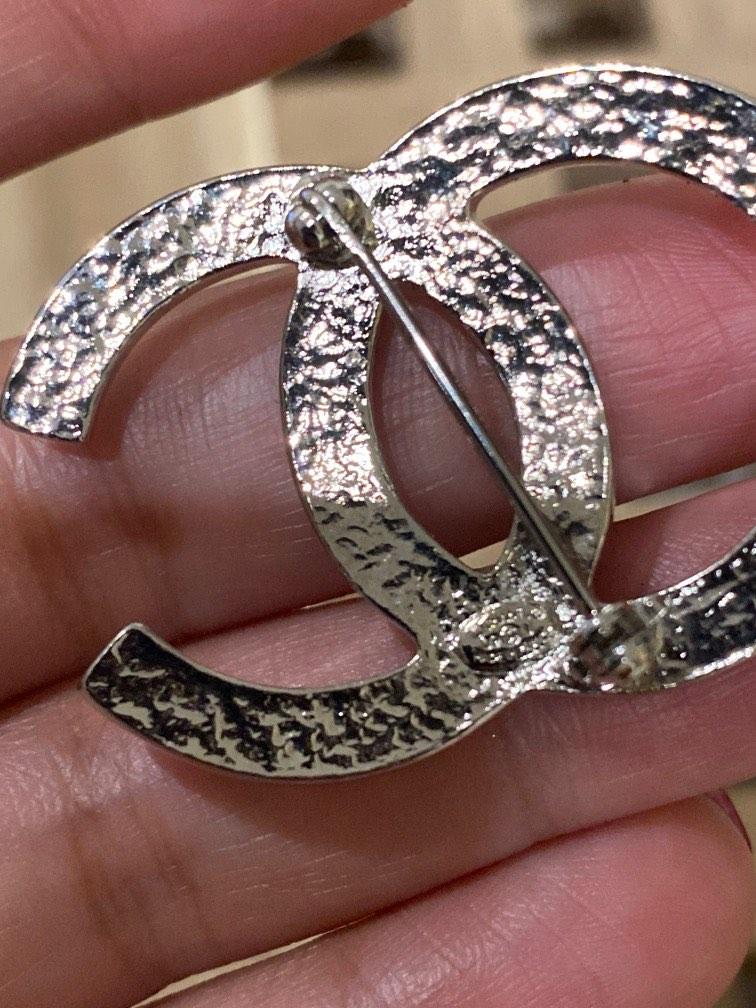 Authentic Chanel Pearl Brooch, Luxury, Accessories on Carousell