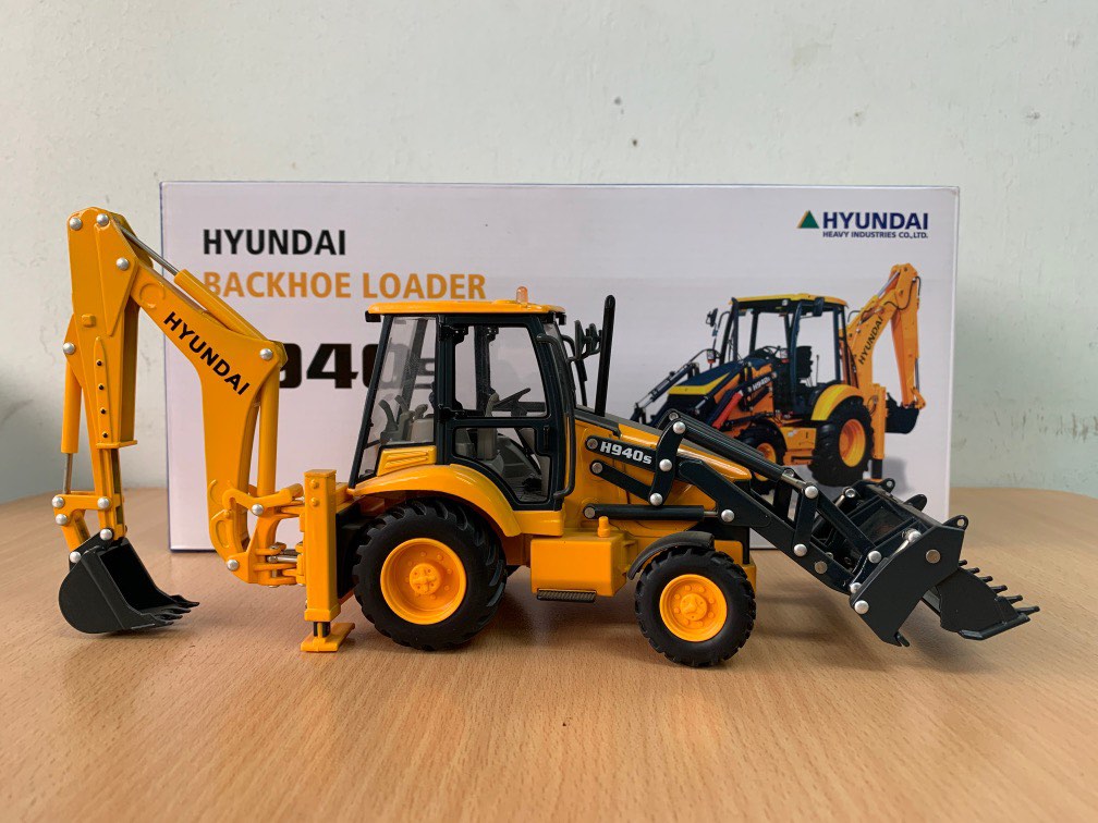 Backhoe Miniature loader, Hobbies & Toys, Memorabilia & Collectibles ...