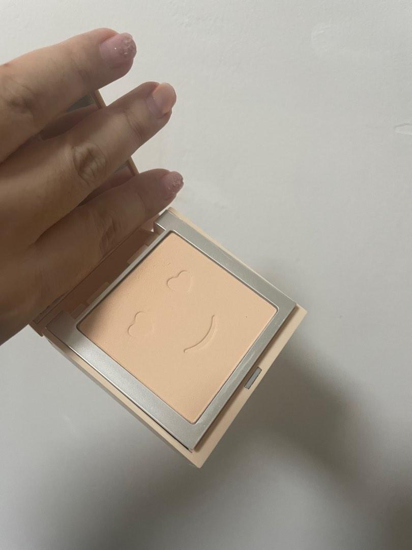 Benefit Powder Foundation No.1, Beauty & Personal Care, Face, Makeup on ...