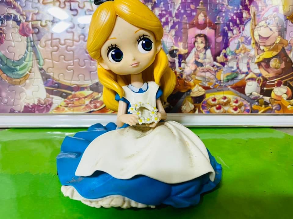 Big Alice sitting no markings, Hobbies & Toys, Toys & Games on Carousell