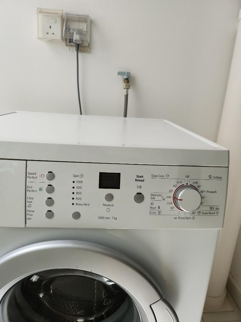 MUST GO - Bosch 7kg 1000rpm washing machine, TV & Home Appliances ...
