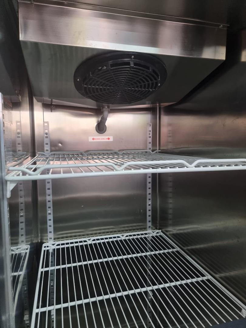 Chiller 2 Door Standing Upright Chiller Berjaya Stainless Steel Like ...