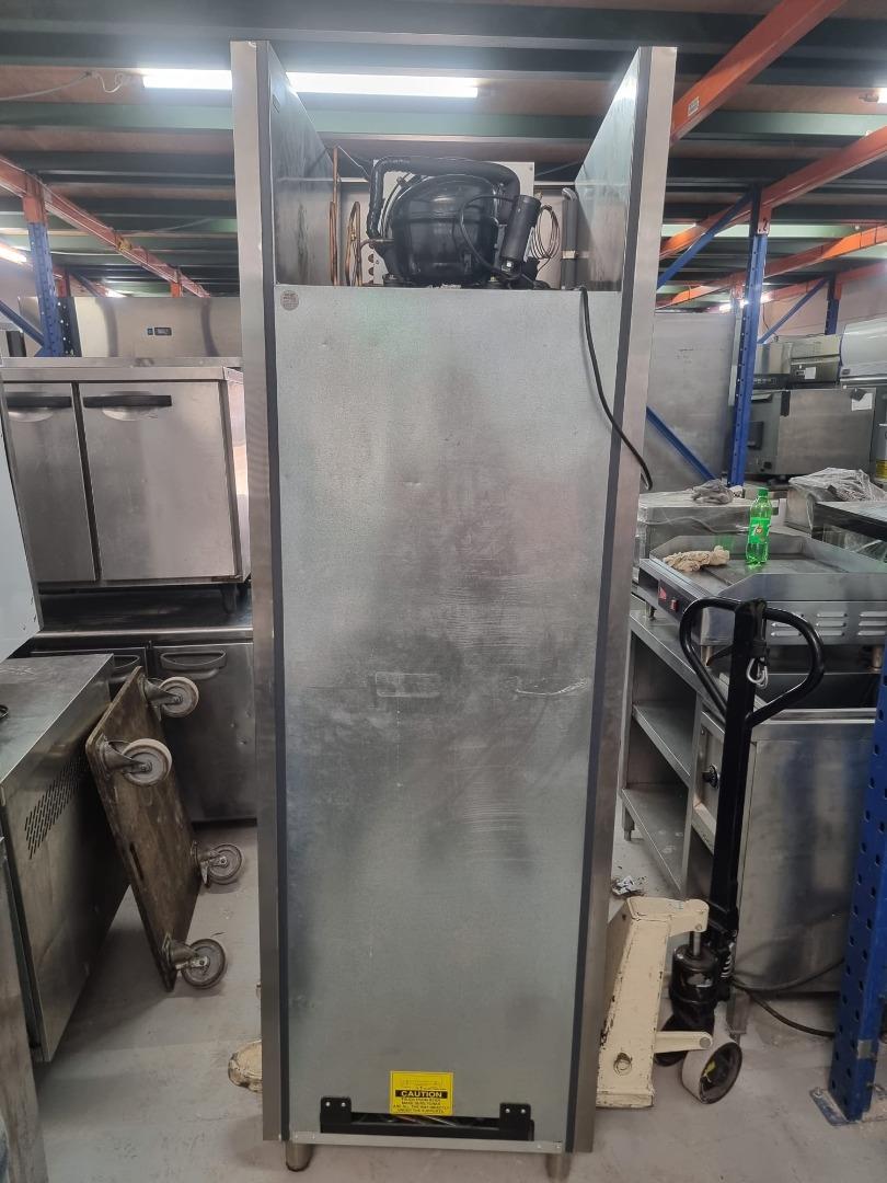 Chiller 2 Door Standing Upright Chiller Berjaya Stainless Steel Like ...