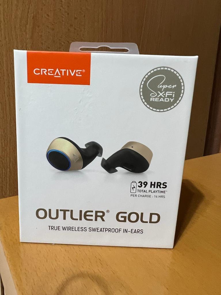 Creative outlier gold, Audio, Earphones on Carousell