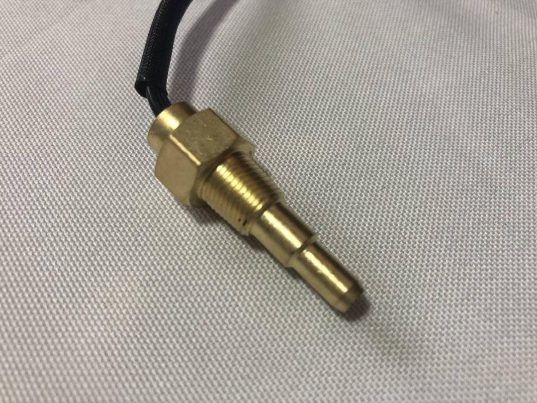 Defi sensor water/oil temp, Car Accessories, Accessories on Carousell