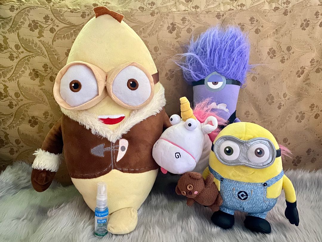 Despicable Me Minions Set, Hobbies & Toys, Toys & Games on Carousell