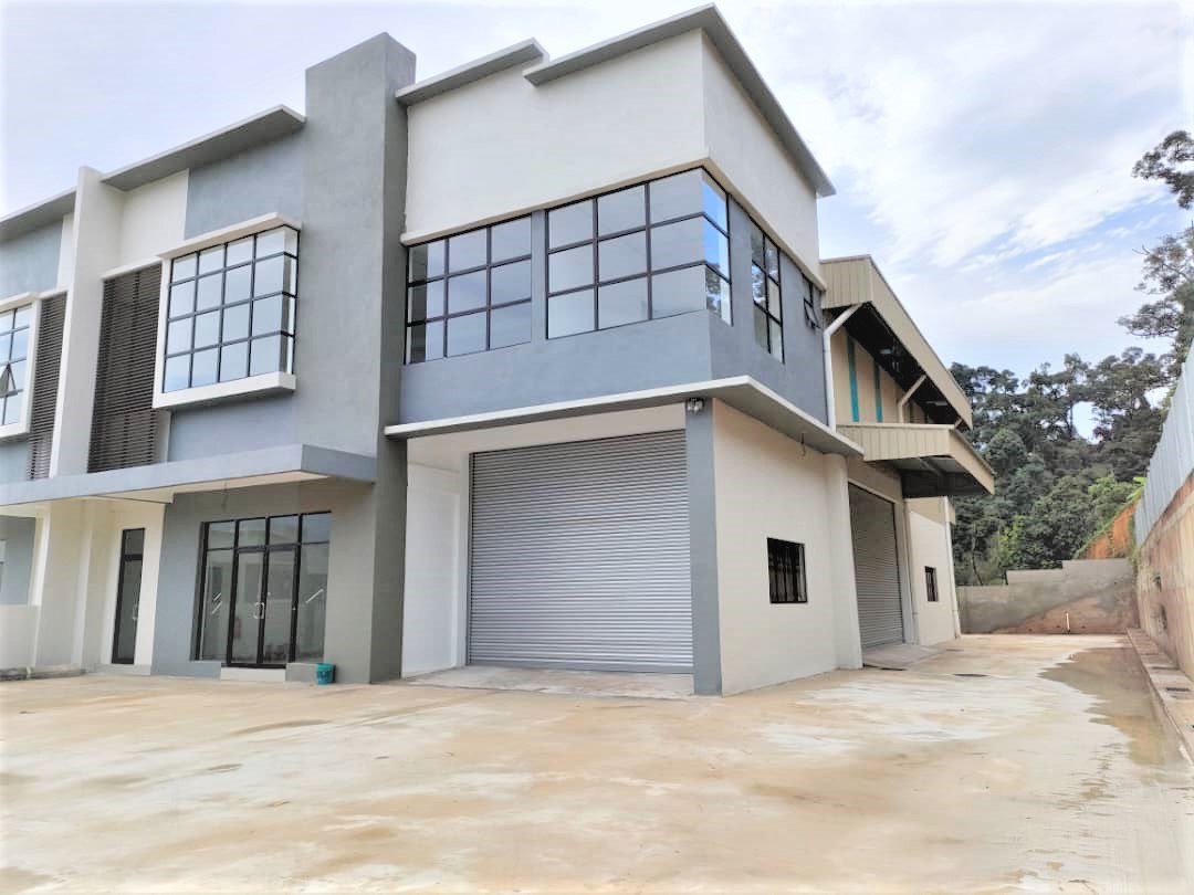 Factory Cornerlot 2 Storey | Mantin Industrial Park, Property, Rentals ...