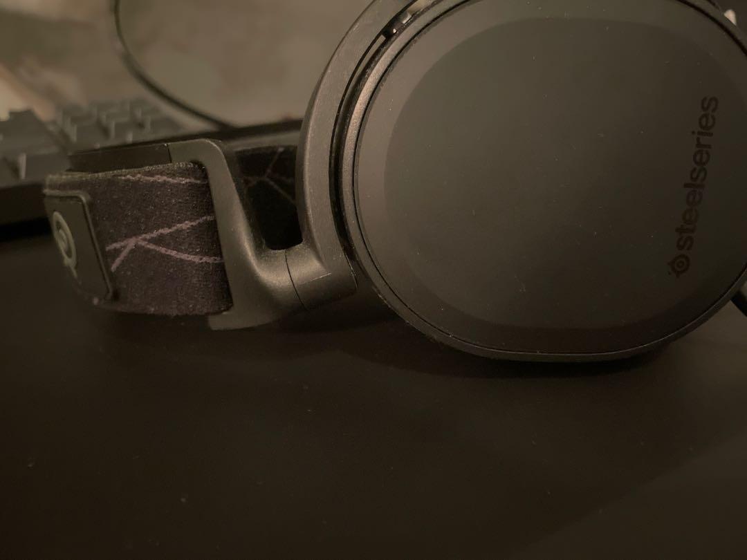 .Full aftershock gaming set + prism monitor + omnidesk + secret lab ...