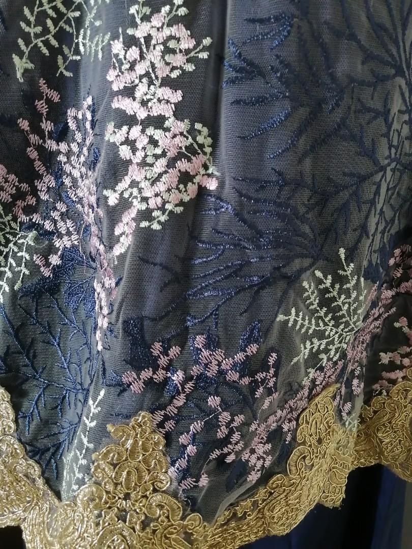 Hari Raya Baju kurung lace blue/gold, Women's Fashion, Muslimah Fashion ...