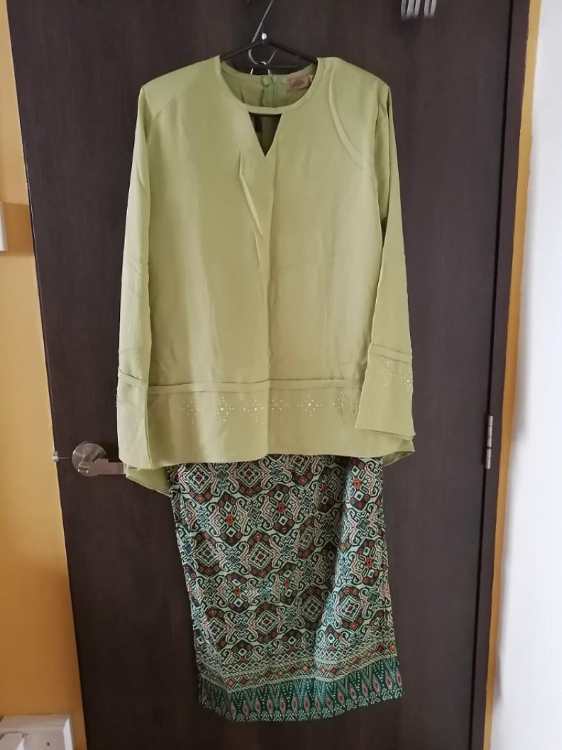 Hari Raya Jakel Baju Kurung set in Sage/pastel green, Women's Fashion ...