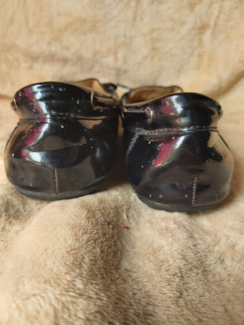 Iconic shiny loafer, Women's Fashion, Footwear, Loafers on Carousell