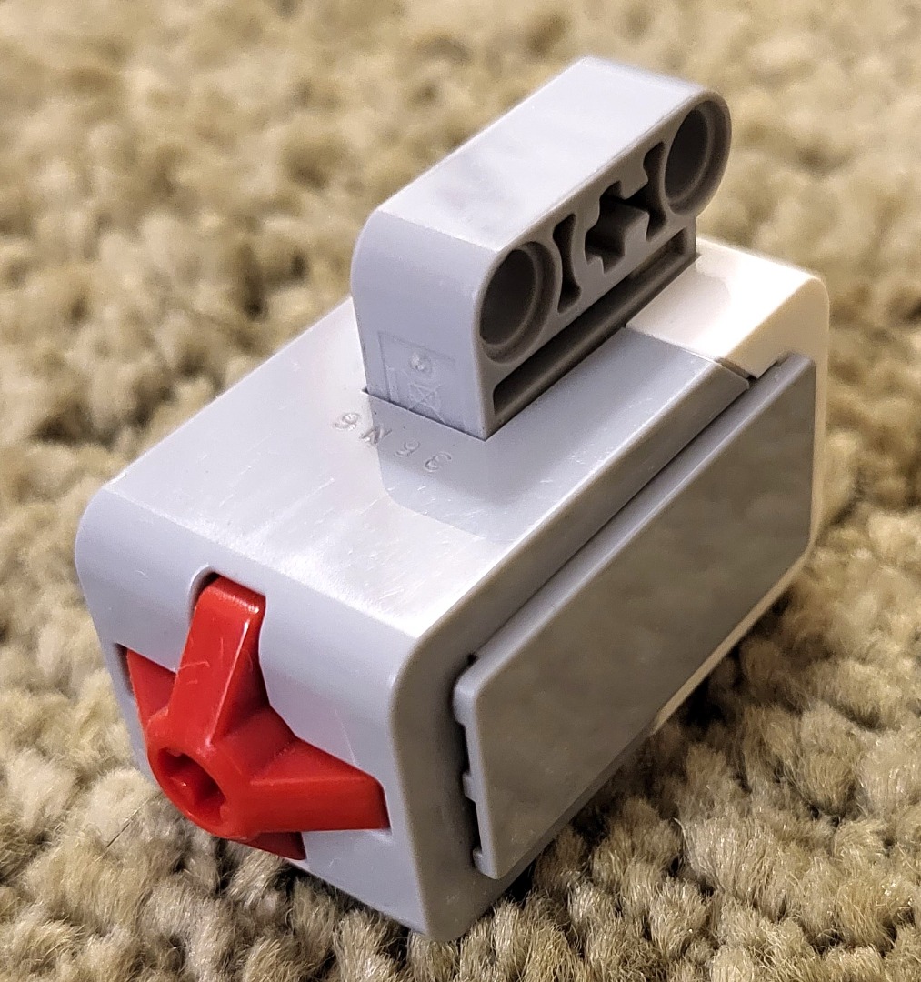 LEGO Mindstorms EV3 Touch Sensor 45507, 興趣及遊戲, 玩具 & 遊戲類 - Carousell