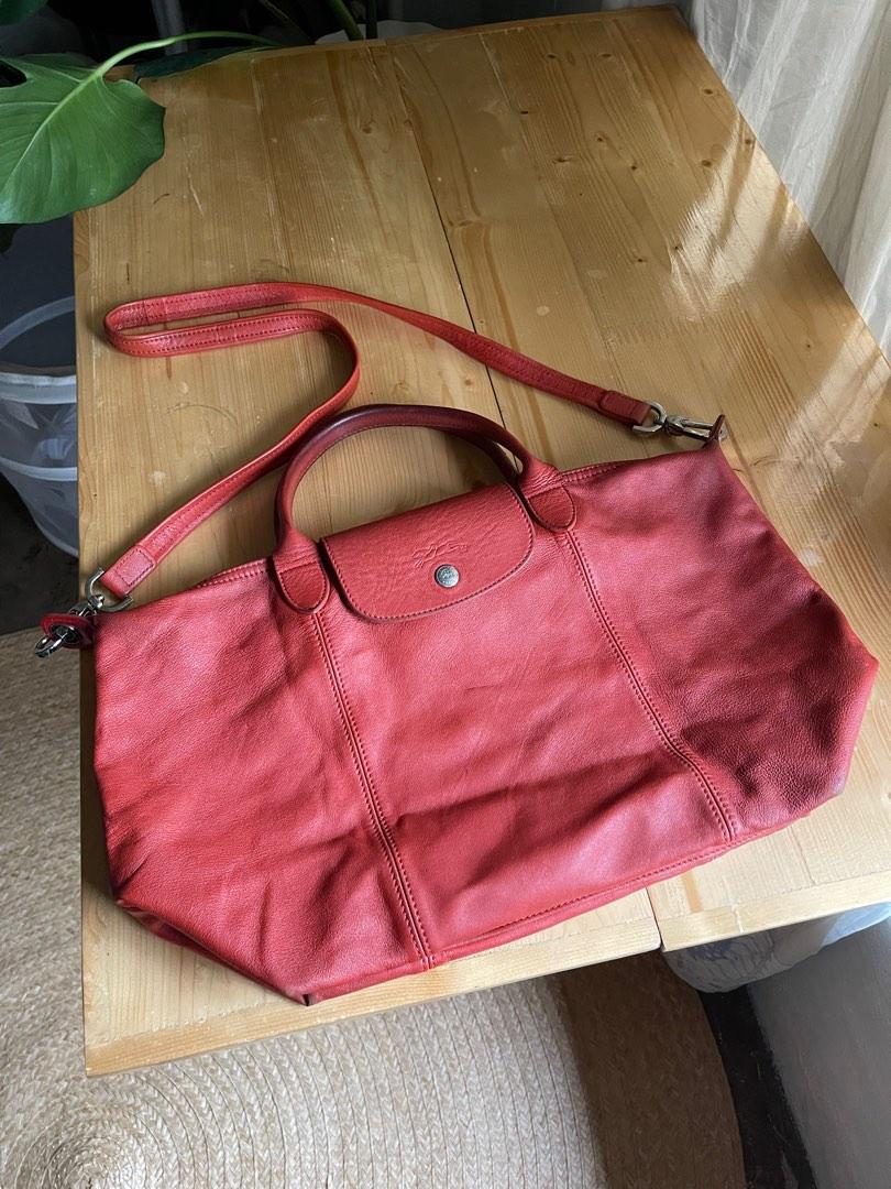 Longchamp Le Pliage Cuir Medium, Luxury, Bags & Wallets on Carousell