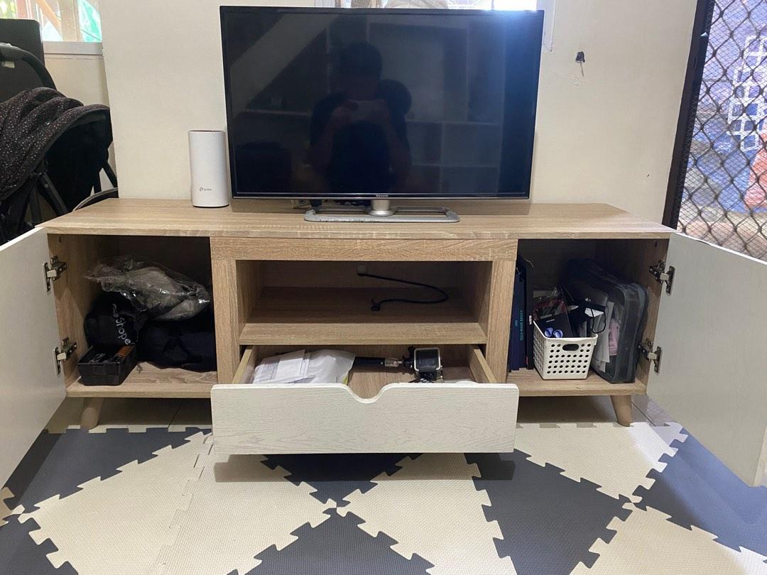 Mandaue TV Rack, Furniture & Home Living, Furniture, Shelves, Cabinets ...