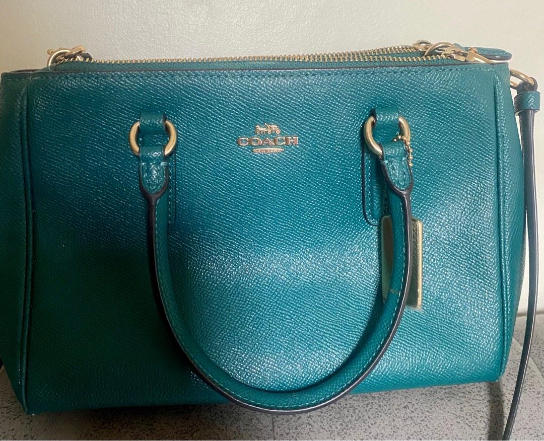 Mini Surrey Carry all / Coach, Luxury, Bags & Wallets on Carousell