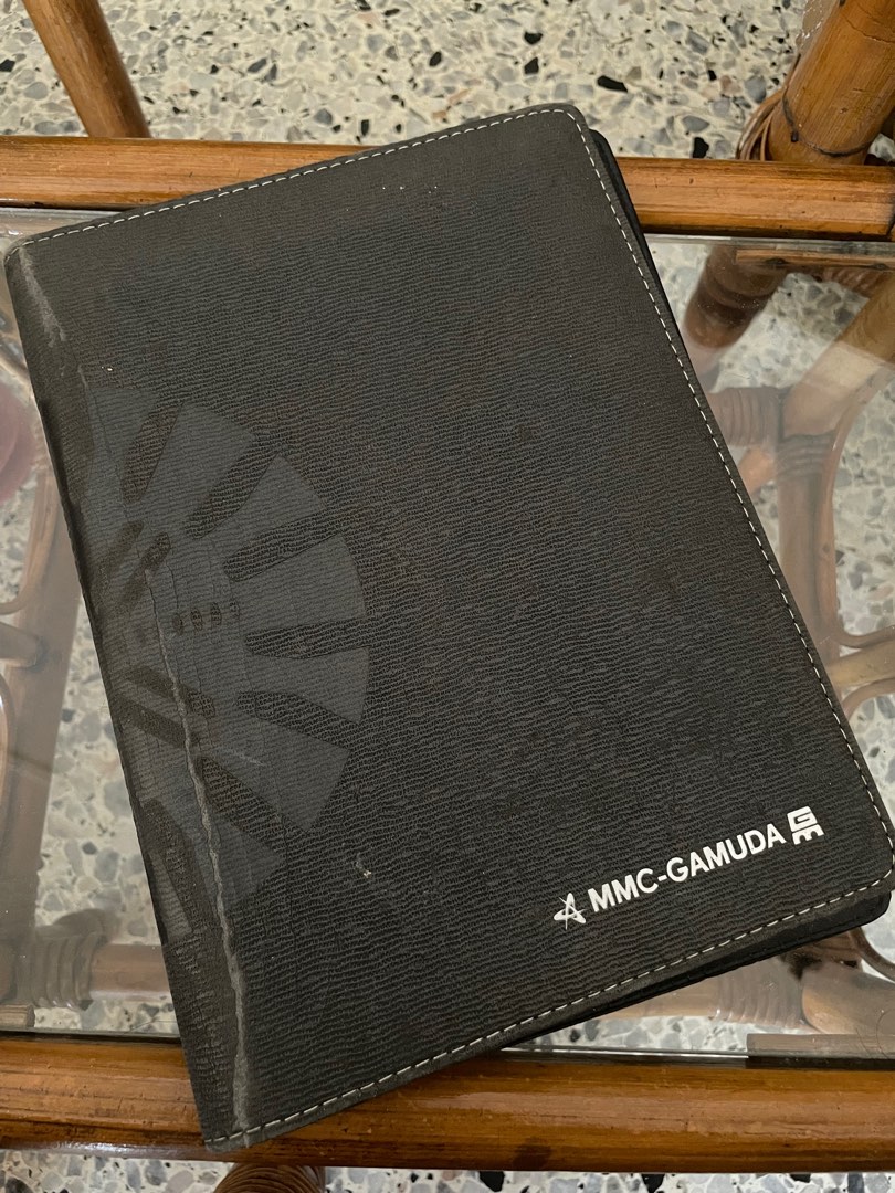 MMC Gamuda Diary / Book Cover, Hobbies & Toys, Books & Magazines ...