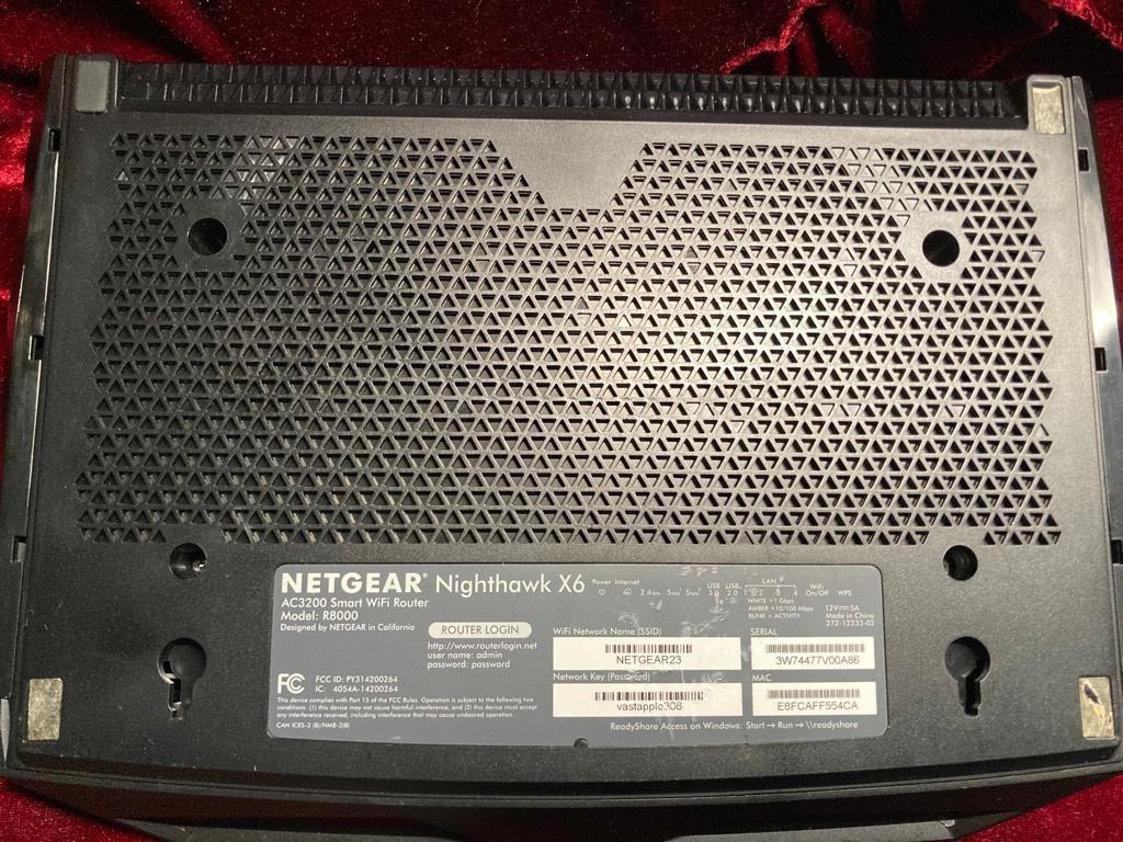 Netgear R8000 Nighthawk X6 TRIP BAND AC3200 ROUTER, 電腦＆科技, 電腦周邊及配件 ...