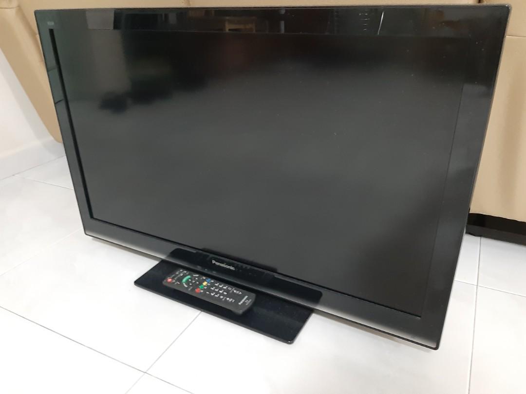Panasonic Viera 32 Inch LCD TV, TV & Home Appliances, TV ...