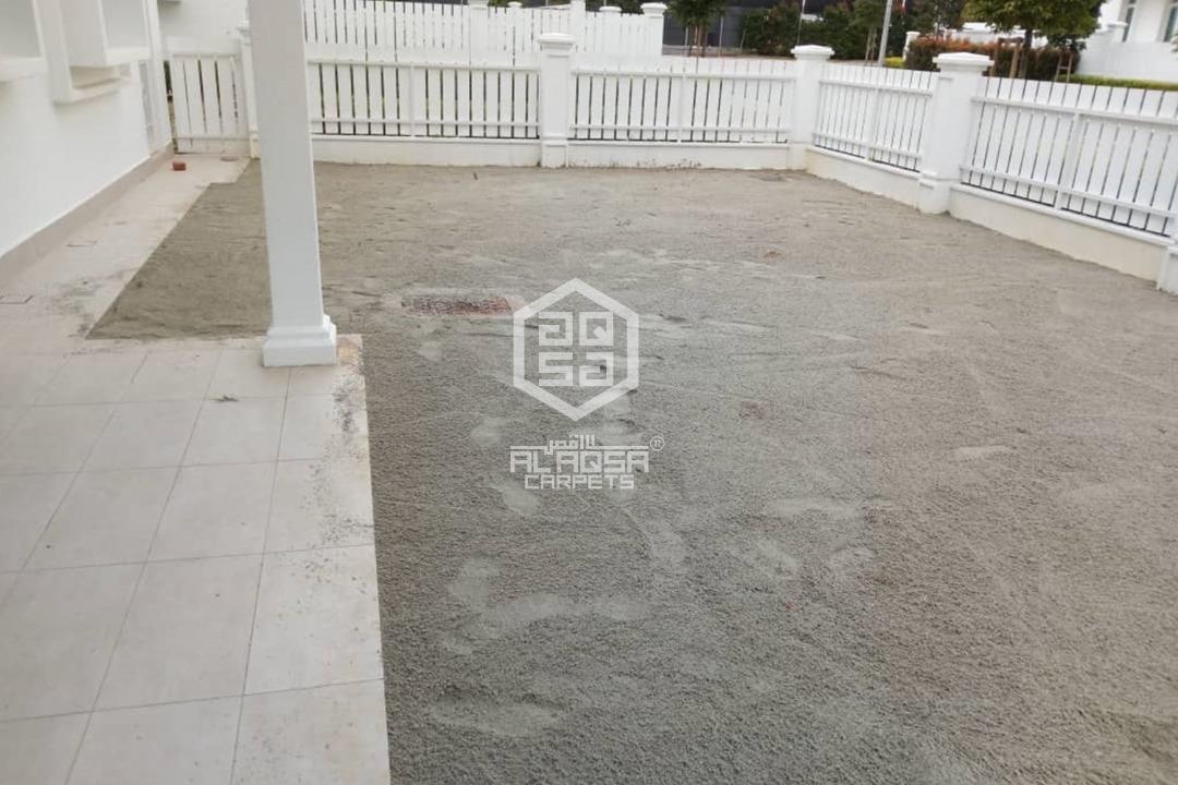PEMASANGAN RUMPUT TIRUAN DI LAMAN RUMAH, Furniture & Home Living, Home ...