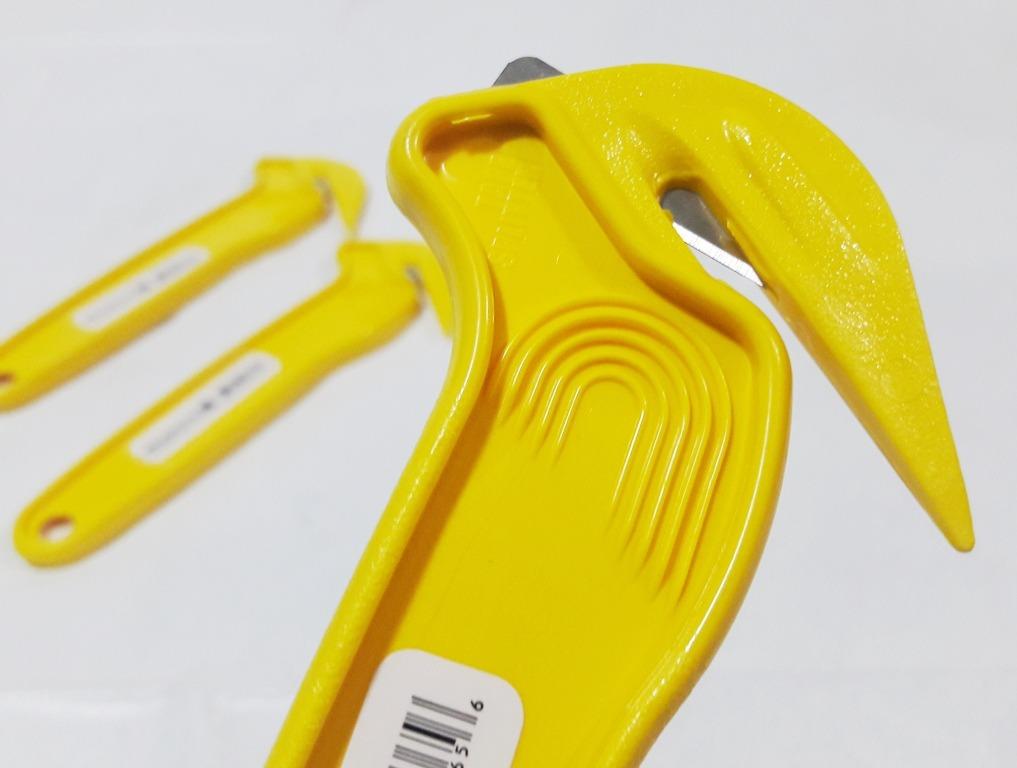 Safety Hook Cutters for bubble wrap, strap, stretch film, etc ...