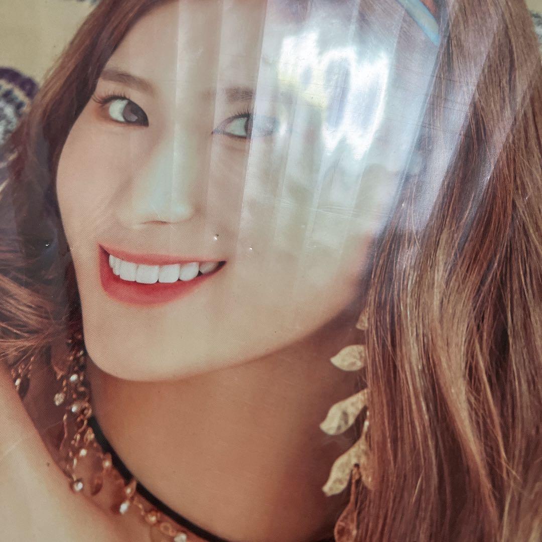 SANA & MOMO BDZ TWICE ARENA TOUR IMAGE PICKET, Hobbies & Toys ...