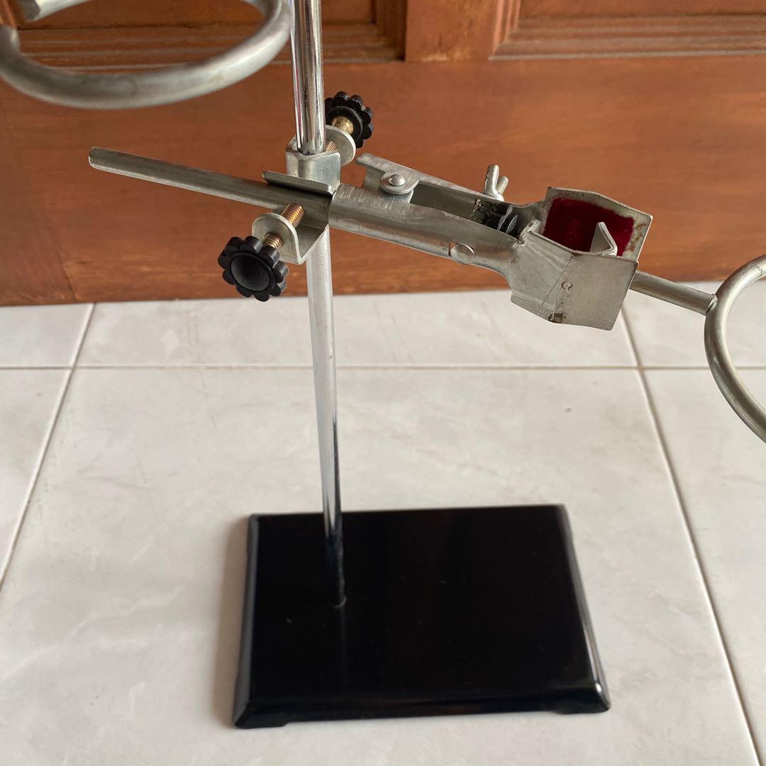 Science Retort Stand, Hobbies & Toys, Toys & Games on Carousell