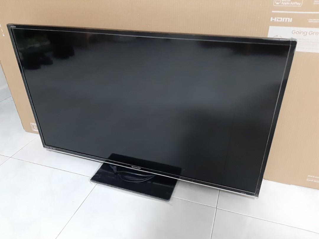 Sharp Aquos 39 Inch LCD TV, TV & Home Appliances, TV & Entertainment ...