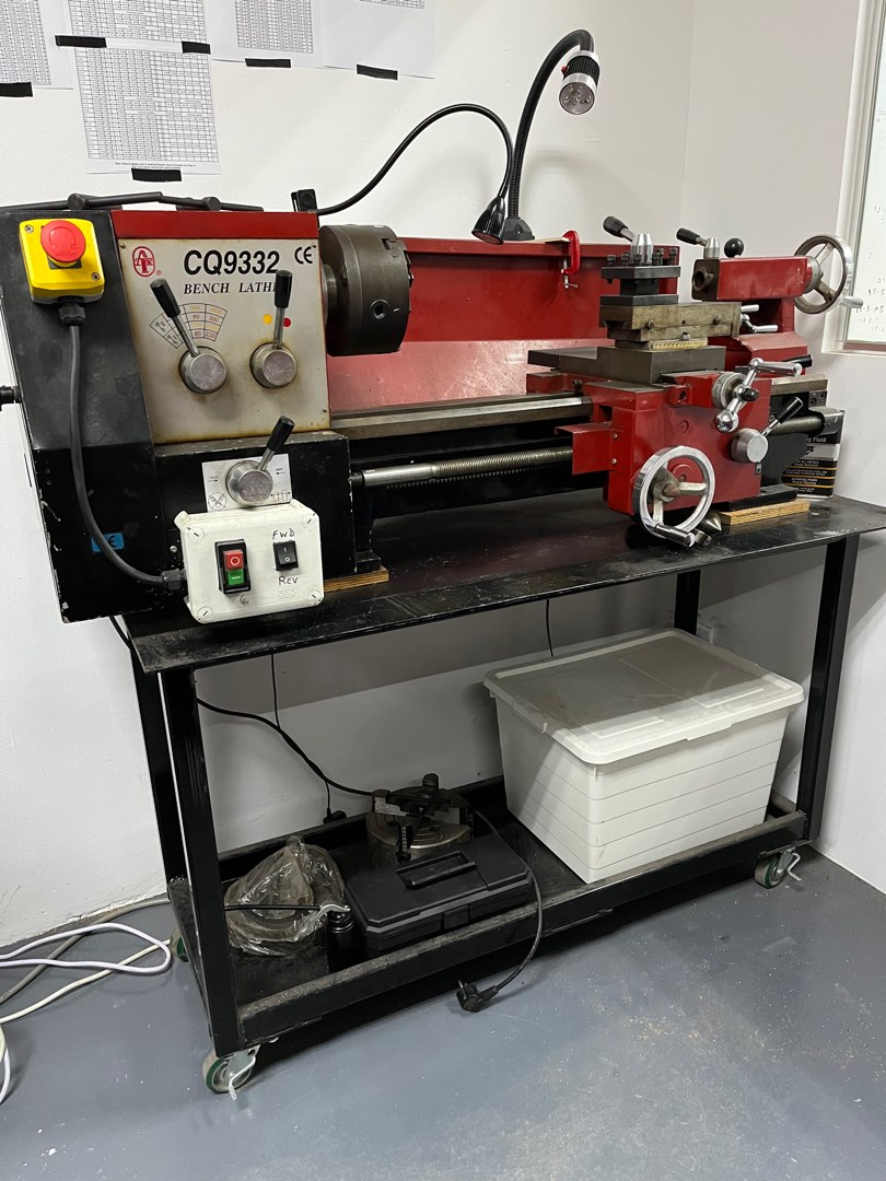 Small Bench Lathe CQ9332, Everything Else on Carousell