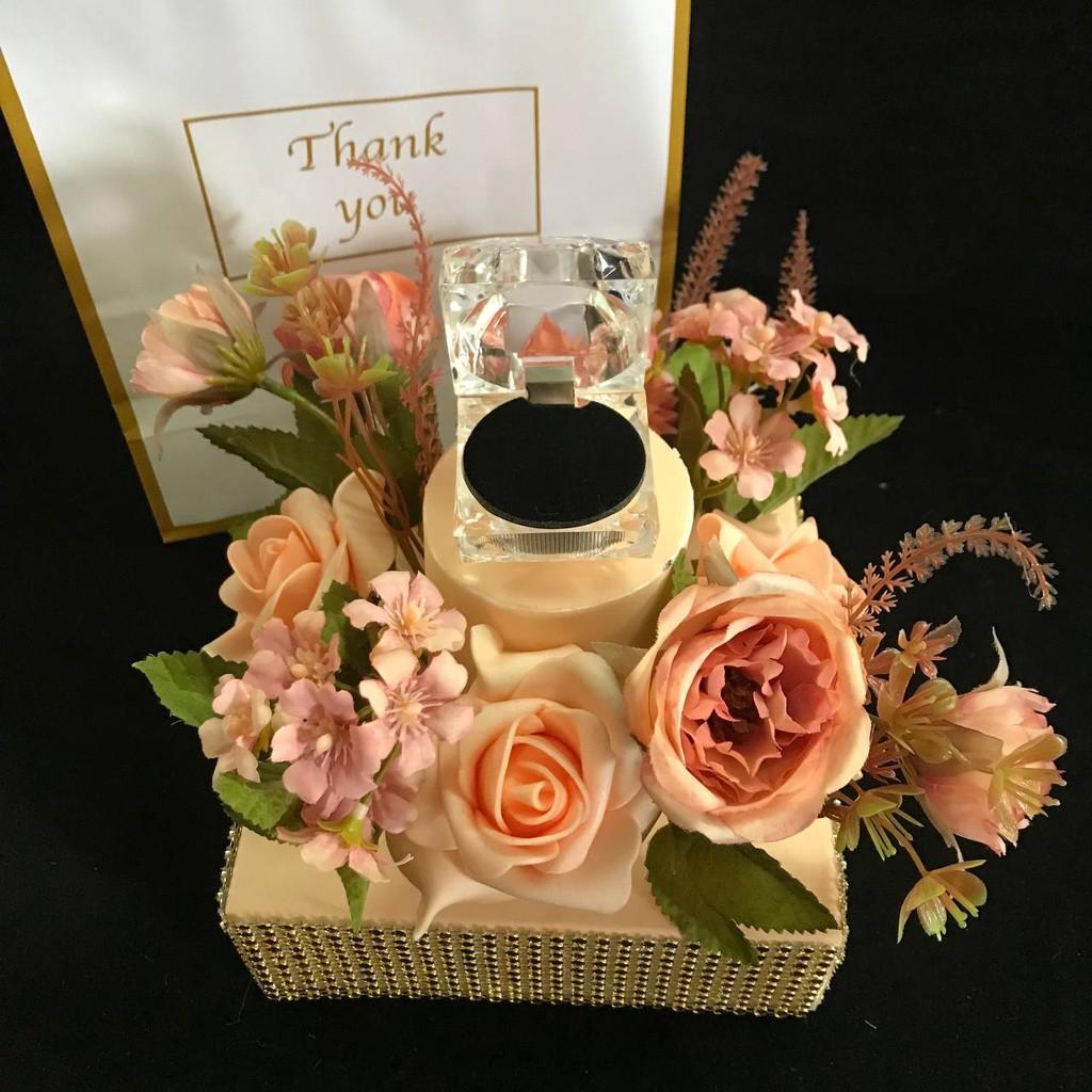 Tempat Cincin Nikah Merisik Tunang, Hobbies & Toys, Stationery & Craft ...