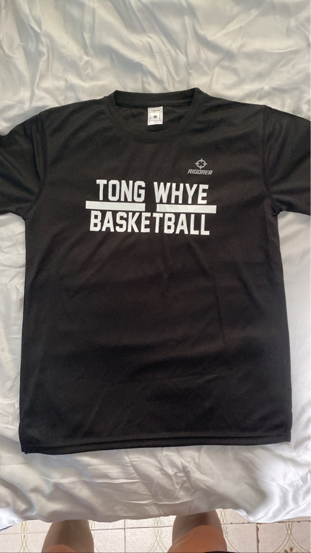 tong whye basketball warm up tee/ jersey , Men's Fashion, Activewear on ...