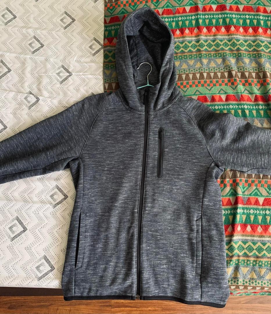 Uniqlo Dark Gray Full-Zip Hoodie Jacket (Medium), Men's Fashion, Coats ...