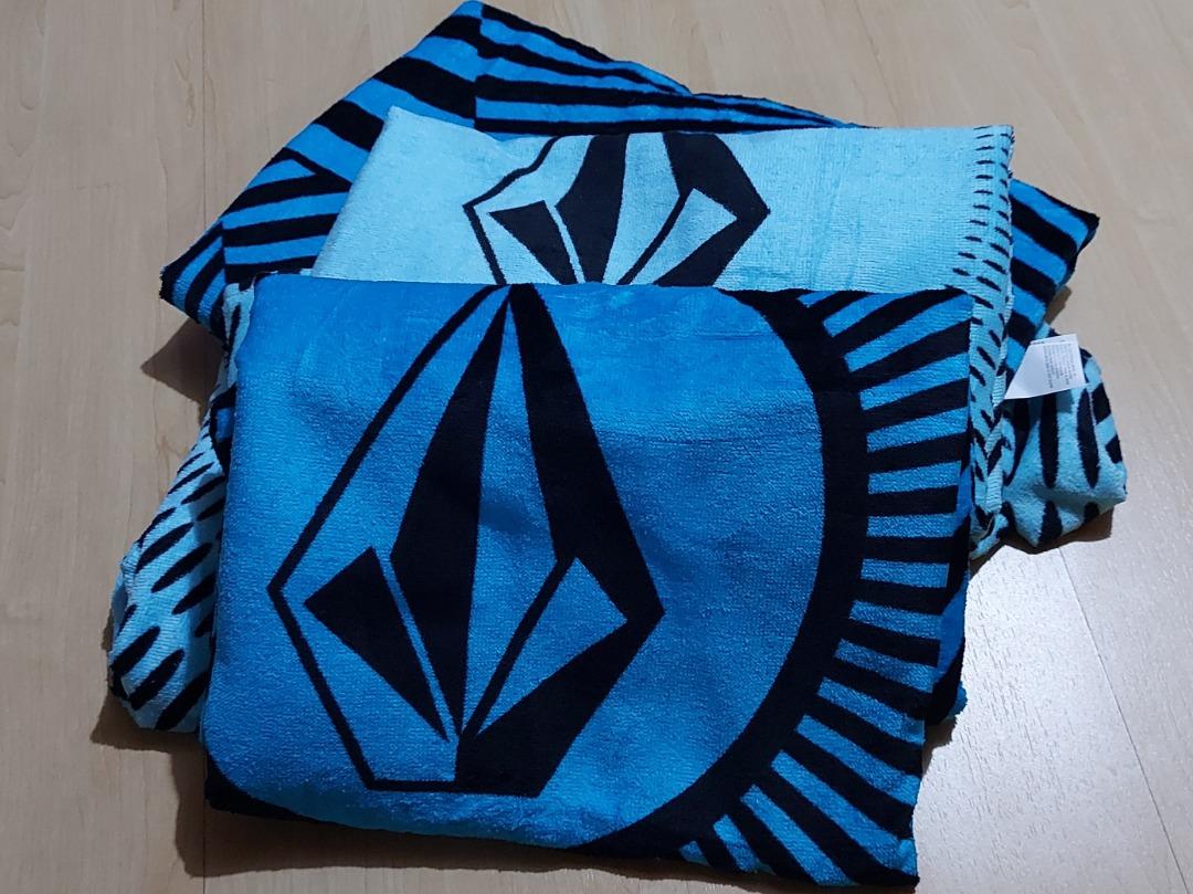 VOLCOM Beach Towel, Men's Fashion, Activewear on Carousell