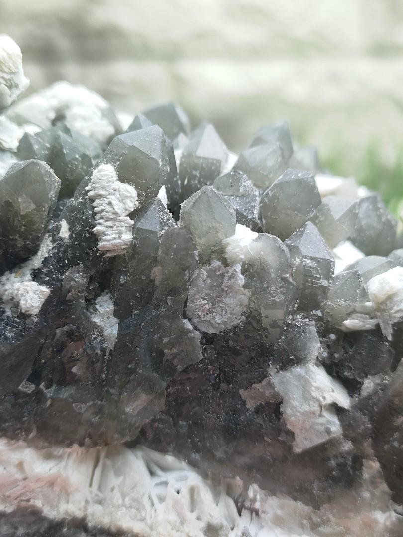 0989A Rare Hedenbergite inner Mongolia, Furniture & Home Living, Home ...