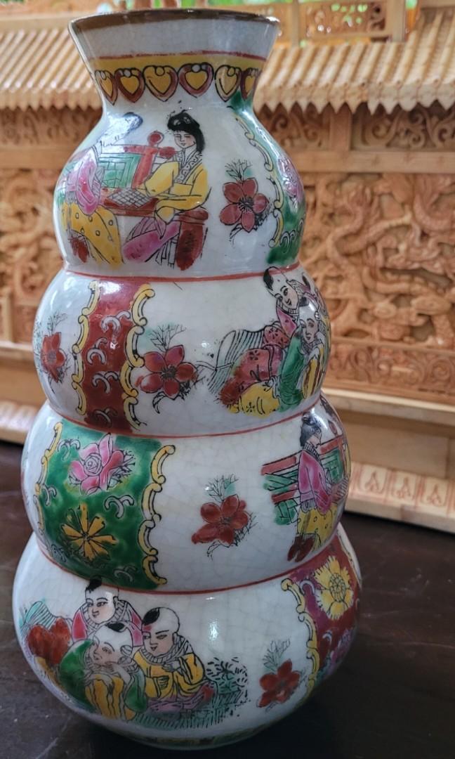 3 Chinese Vases, Hobbies & Toys, Memorabilia & Collectibles, Vintage Collectibles on Carousell