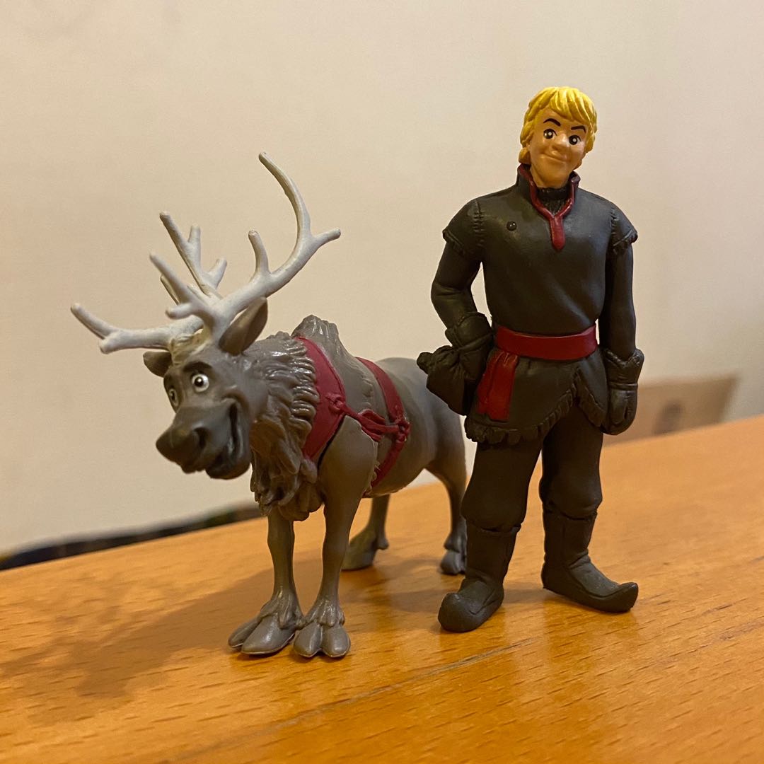 【90%新】Frozen Kristoff and Sven Figure, 興趣及遊戲, 玩具 & 遊戲類 - Carousell