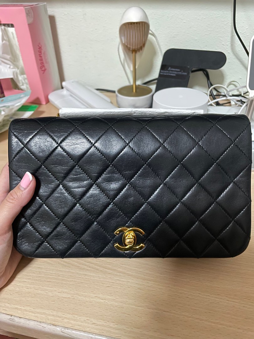 Authentic Vintage Chanel Classic Full Flap 23cm Bag (Black Lambskin ...