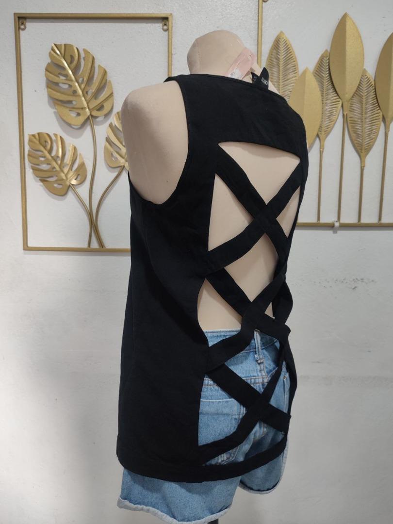 Backless Sleeveless Top, Women's Fashion, Tops, Sleeveless on Carousell