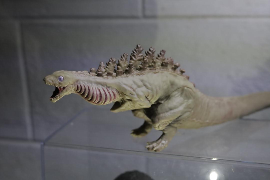 Bandai Shin Godzilla 2nd form, Hobbies & Toys, Toys & Games on Carousell