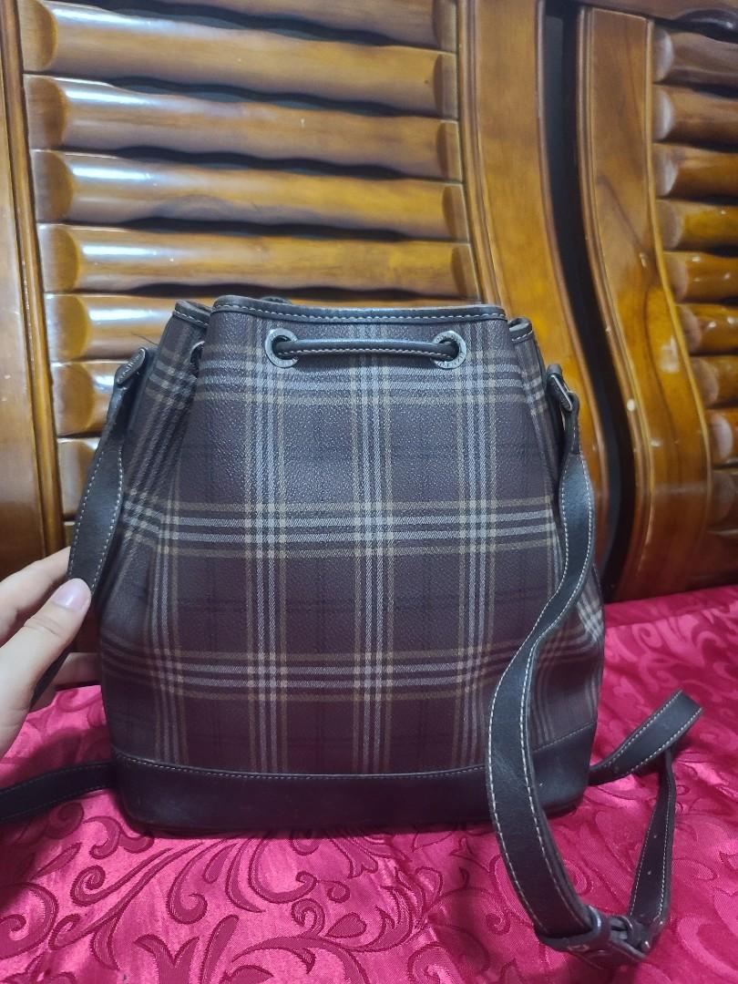 beanpole bucket bag, Women's Fashion, Bags & Wallets, Cross-body Bags ...