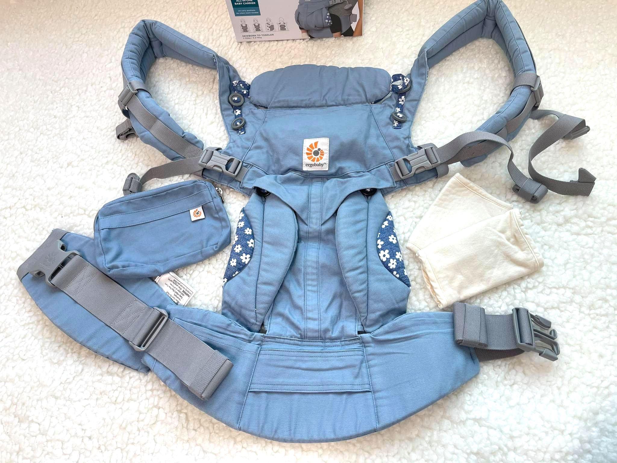 BNIB Blue Daisy Ergonomic Baby Carrier Omni 360 Premium Cotton, Babies ...