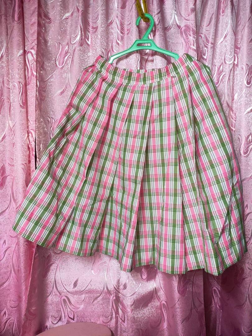 CEU SCHOOL UNIFORM FOR SCIENCE COURSES (Female), Women's Fashion, Tops ...