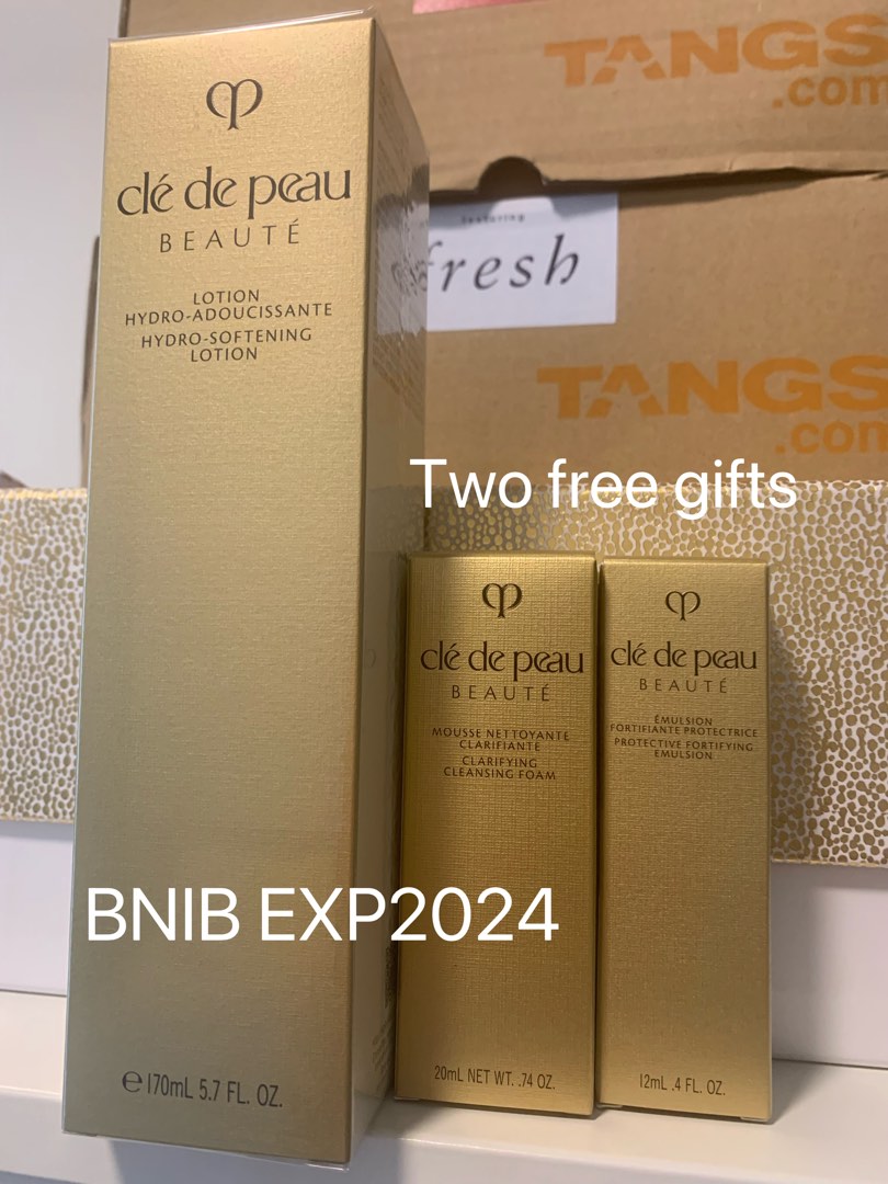 Cle de peau CPB hydro softening lotion toner CPB, Beauty & Personal ...