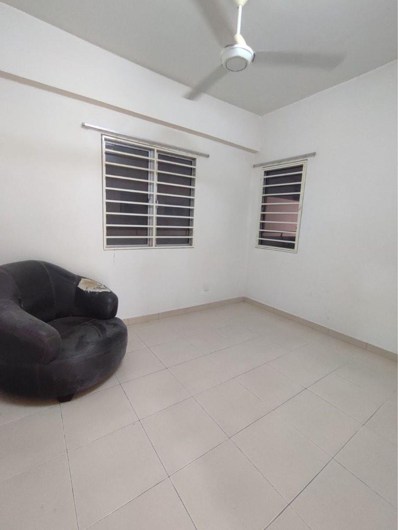 Complete Built in Kitchen Cabinet, Property, For Sale on Carousell