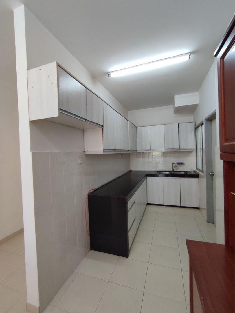 Complete Built in Kitchen Cabinet, Property, For Sale on Carousell