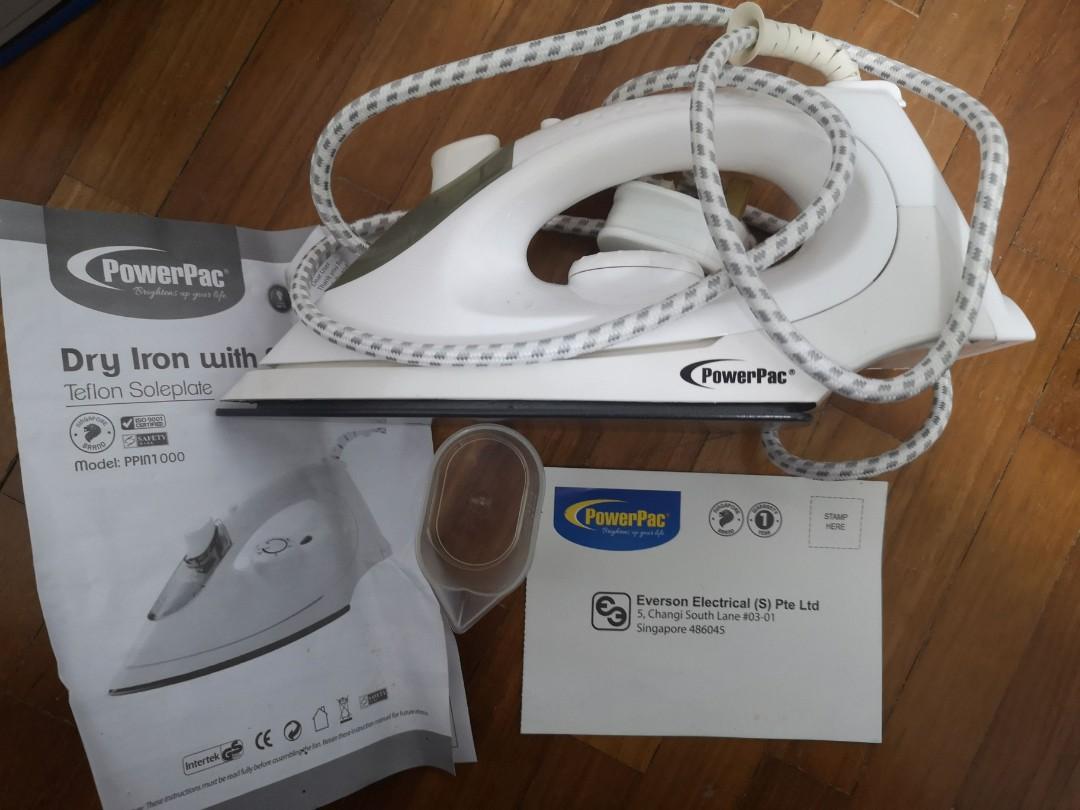 Dry iron with spray, TV & Home Appliances, Irons & Steamers on Carousell