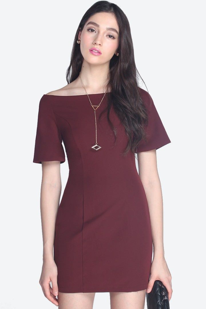 Fayth Phoebe Boat Neck Dress in Burgundy, Women's Fashion, Dresses ...