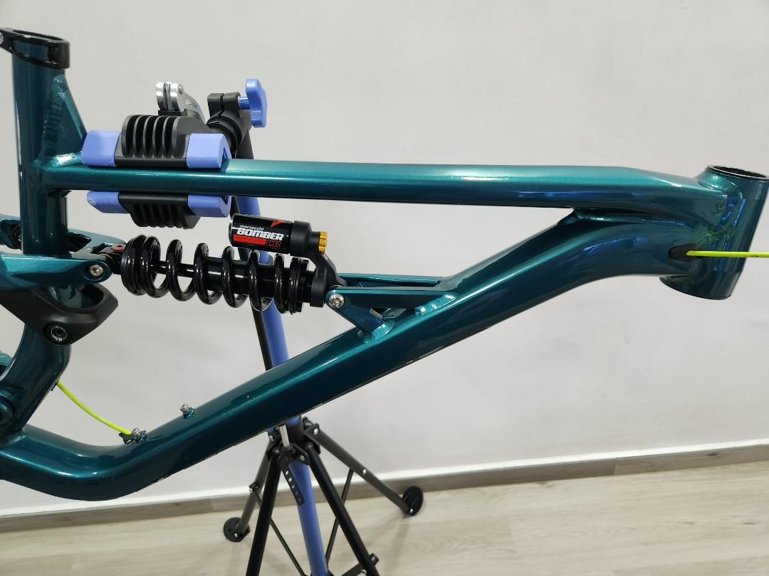 Frame + Rear Coil Shock - Polygon Siskiu T8, Sports Equipment, Bicycles ...