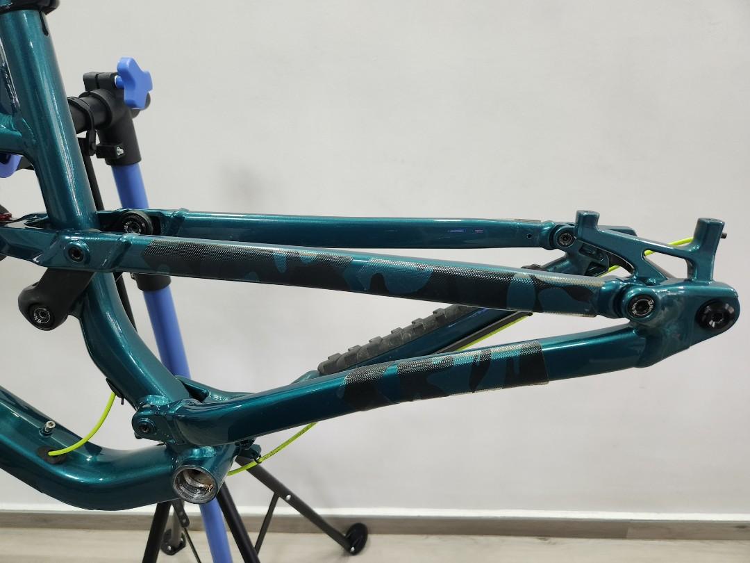 Frame + Rear Coil Shock - Polygon Siskiu T8, Sports Equipment, Bicycles ...