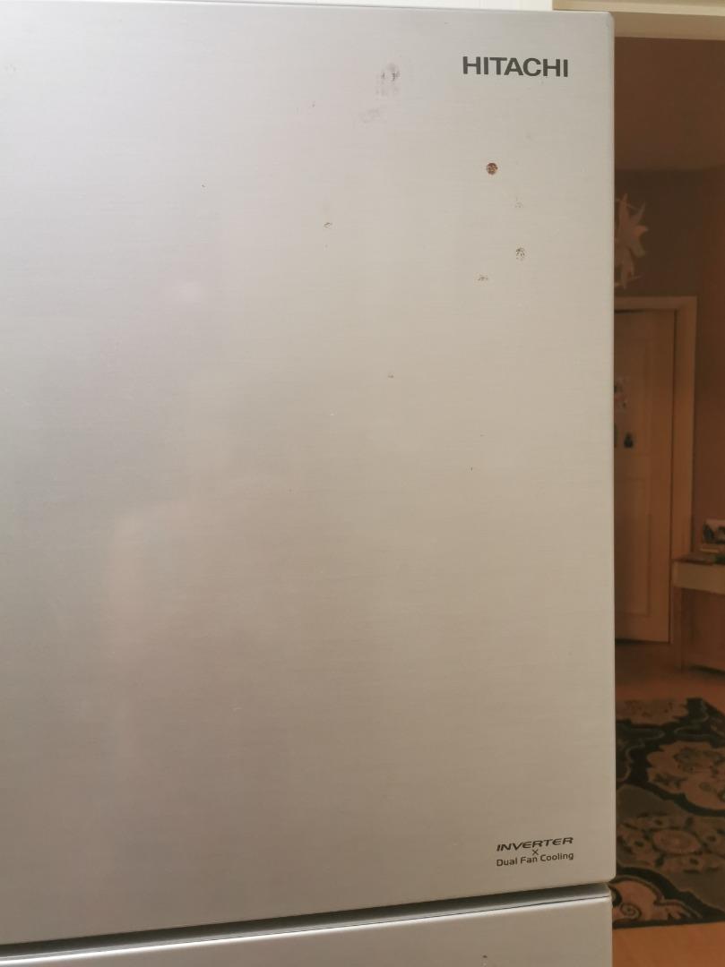 Hitachi family size fridge freezer, TV & Home Appliances, Kitchen ...