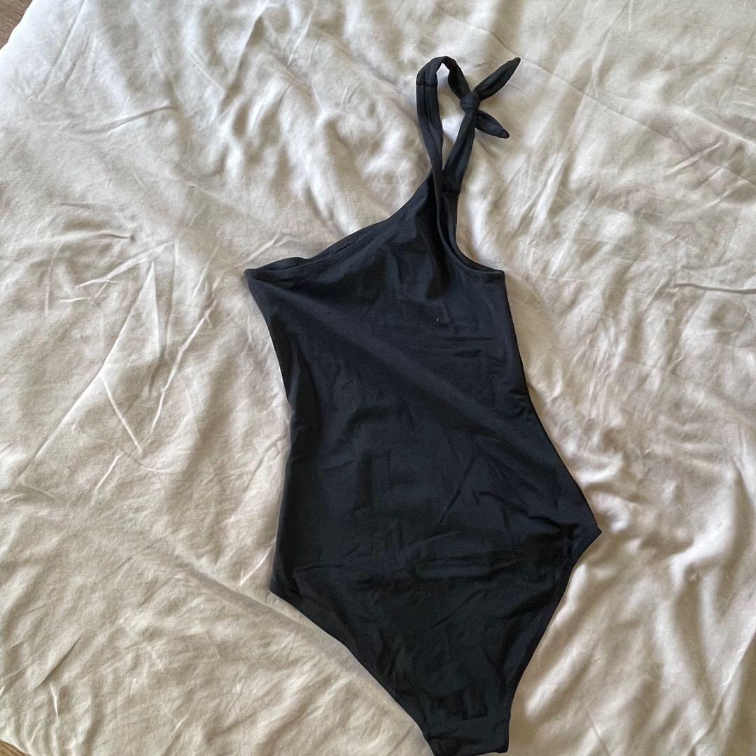 H&M ONE PIECE ONE SHOULDER SWIMSUIT, Women's Fashion, Swimwear, Bikinis ...
